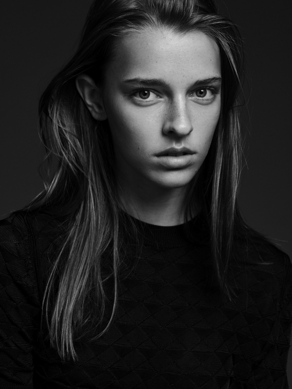 Introducing Merel Zoet | item // Wilma Wakker Model Management